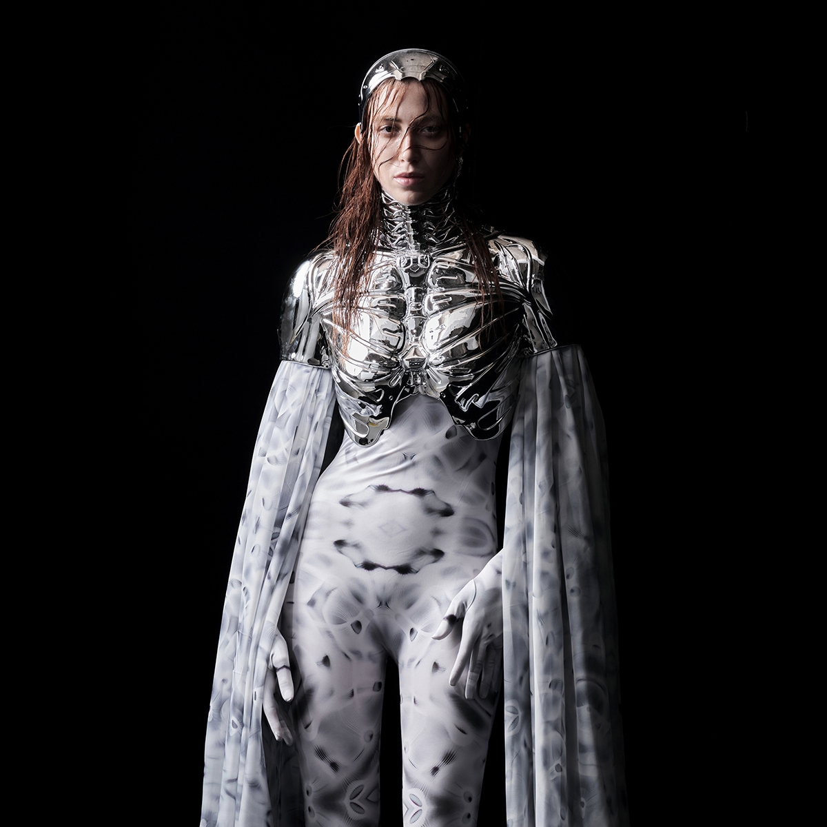 London Fashion Week - HENGDI WANG